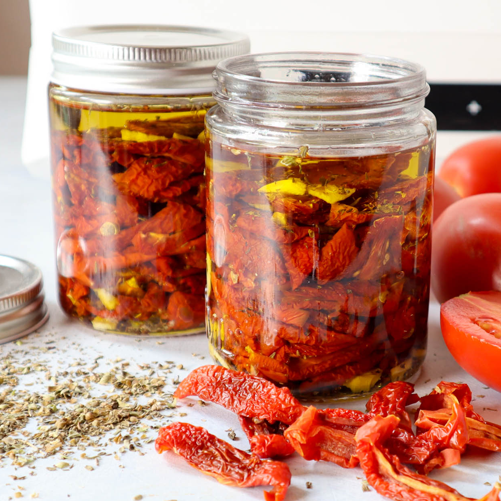 Tomato Preservation Guide: Best Canning, Freezing & Drying Techniques
